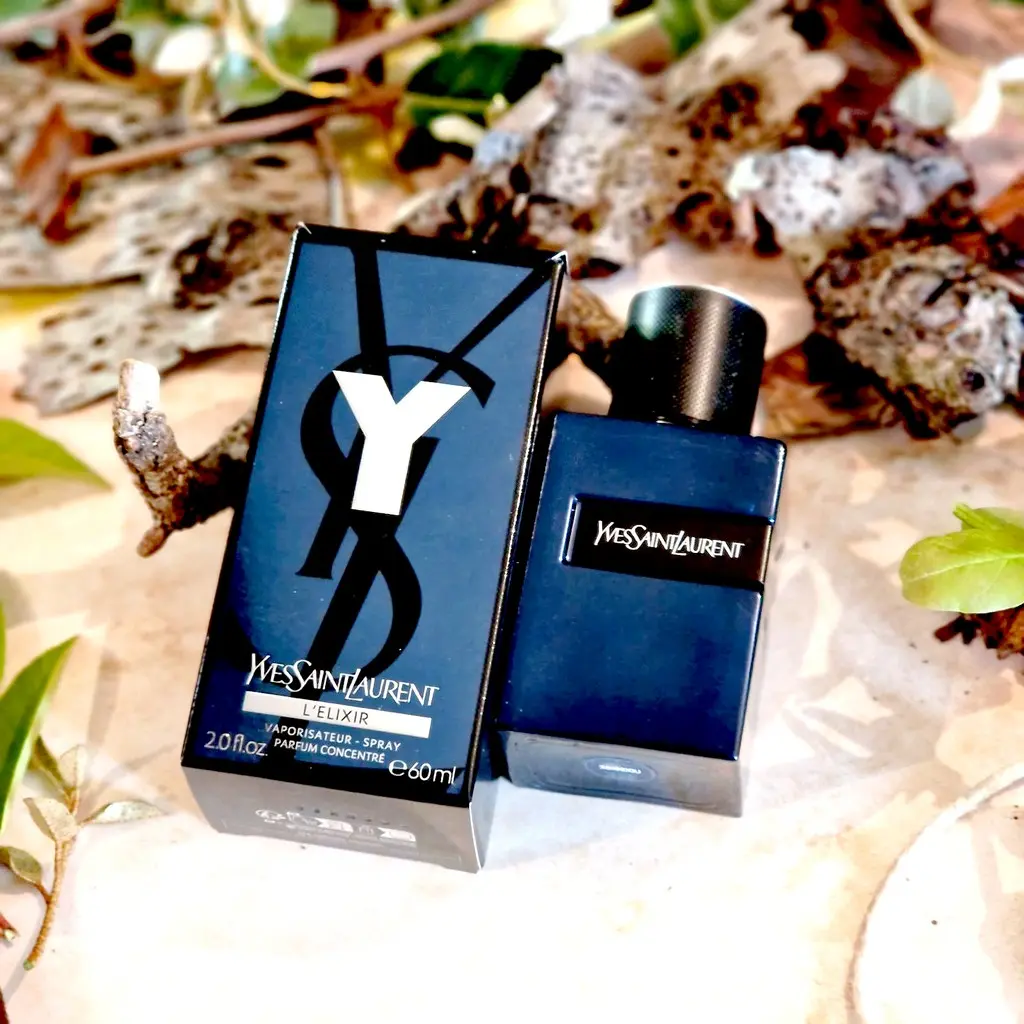 Y L'Elixir YSL : parfum tout en contraste, avis mitigé