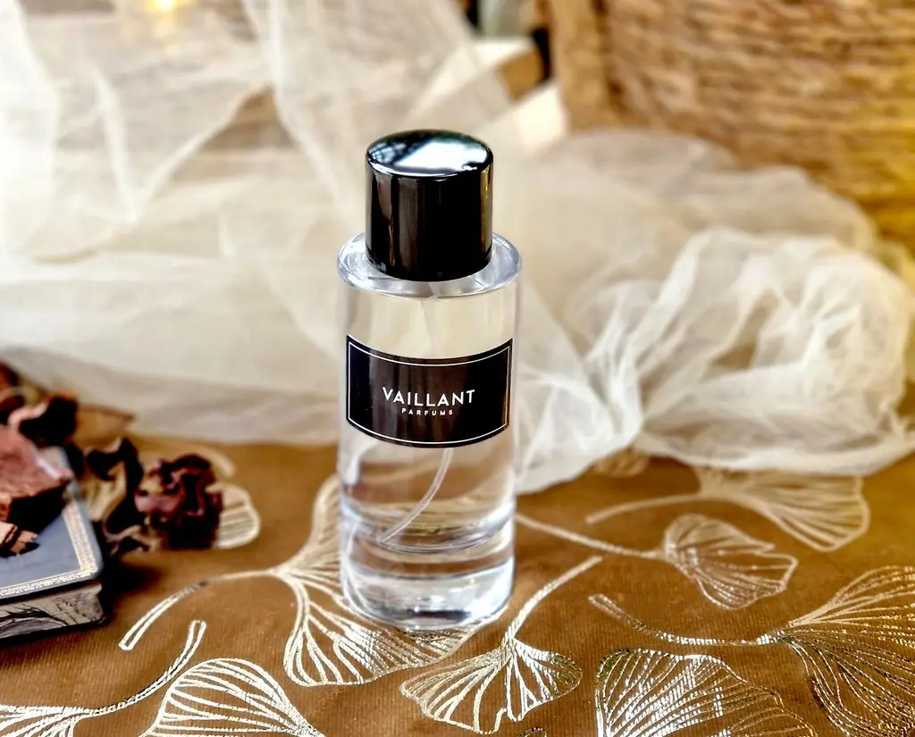 Vaillant Parfum Désir : Une essence qui éveille le désir [test & avis]